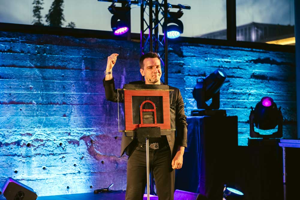 Als Zauberer München mit Messe Zauberei verzaubert - Zauberer